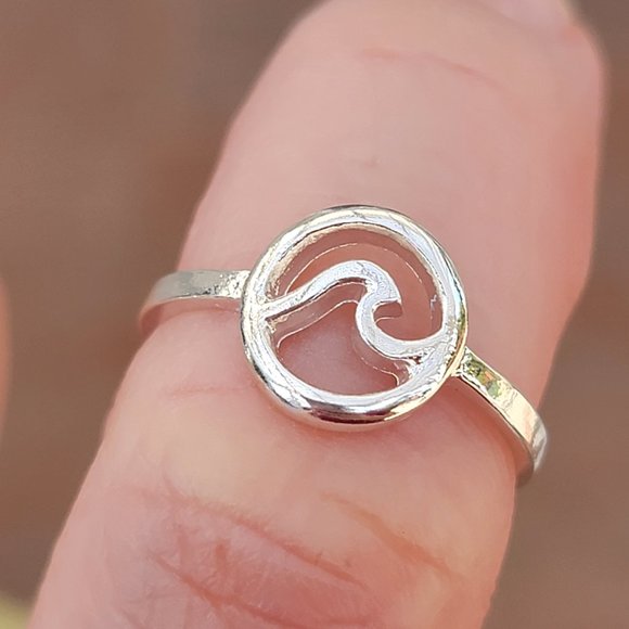 Jewelry | New Adjustable Wave Ring | Poshmark